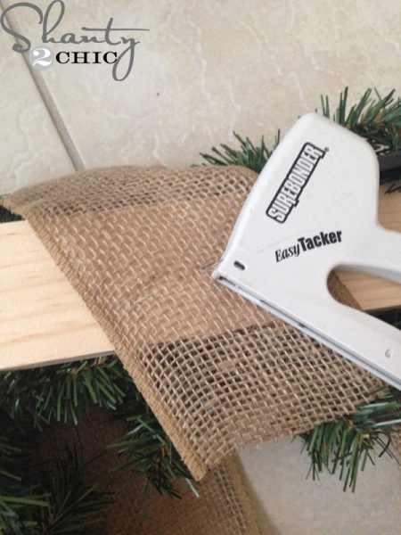 DIY Rectangle Christmas Wreath - Shanty 2 Chic