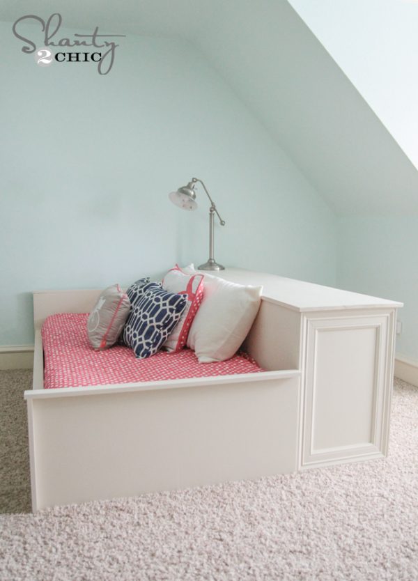 DIY Beds - Free plans and tutorials - Shanty 2 Chic