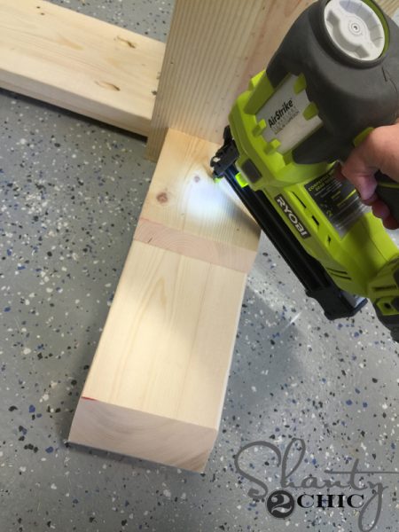 DIY Round Table - As Seen on HGTV Open Concept - Shanty 2 Chic