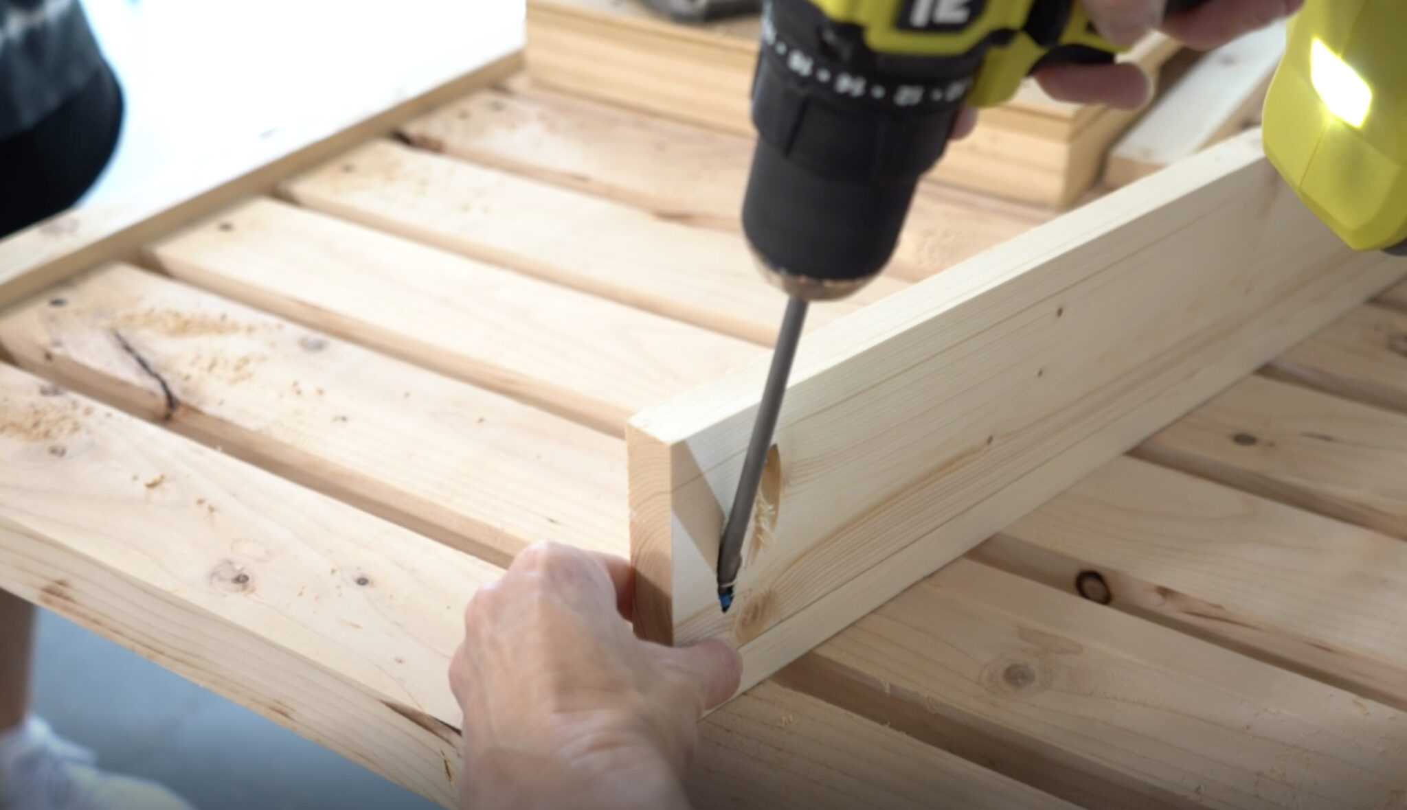 How to Build an Outdoor Lounge Chair - Shanty 2 Chic