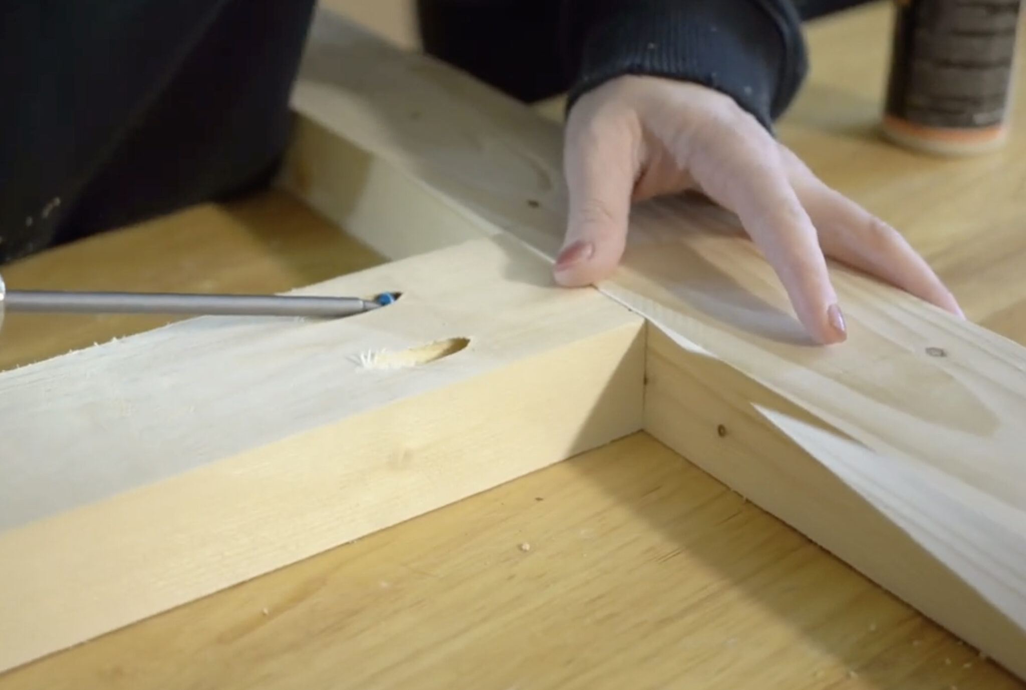 DIY Round Coffee Table - Shanty 2 Chic