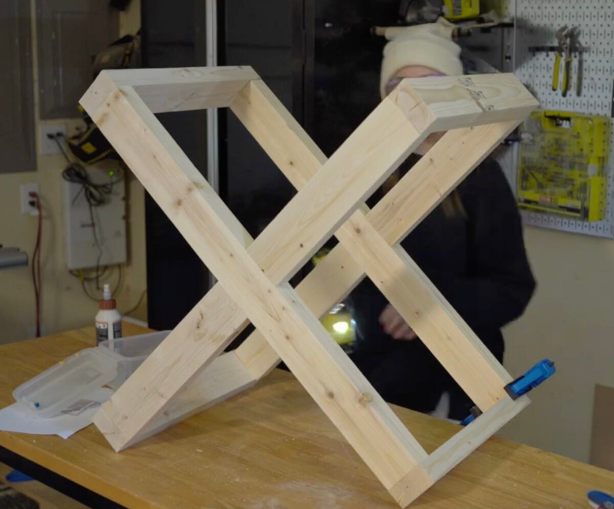 DIY Round Coffee Table - Shanty 2 Chic